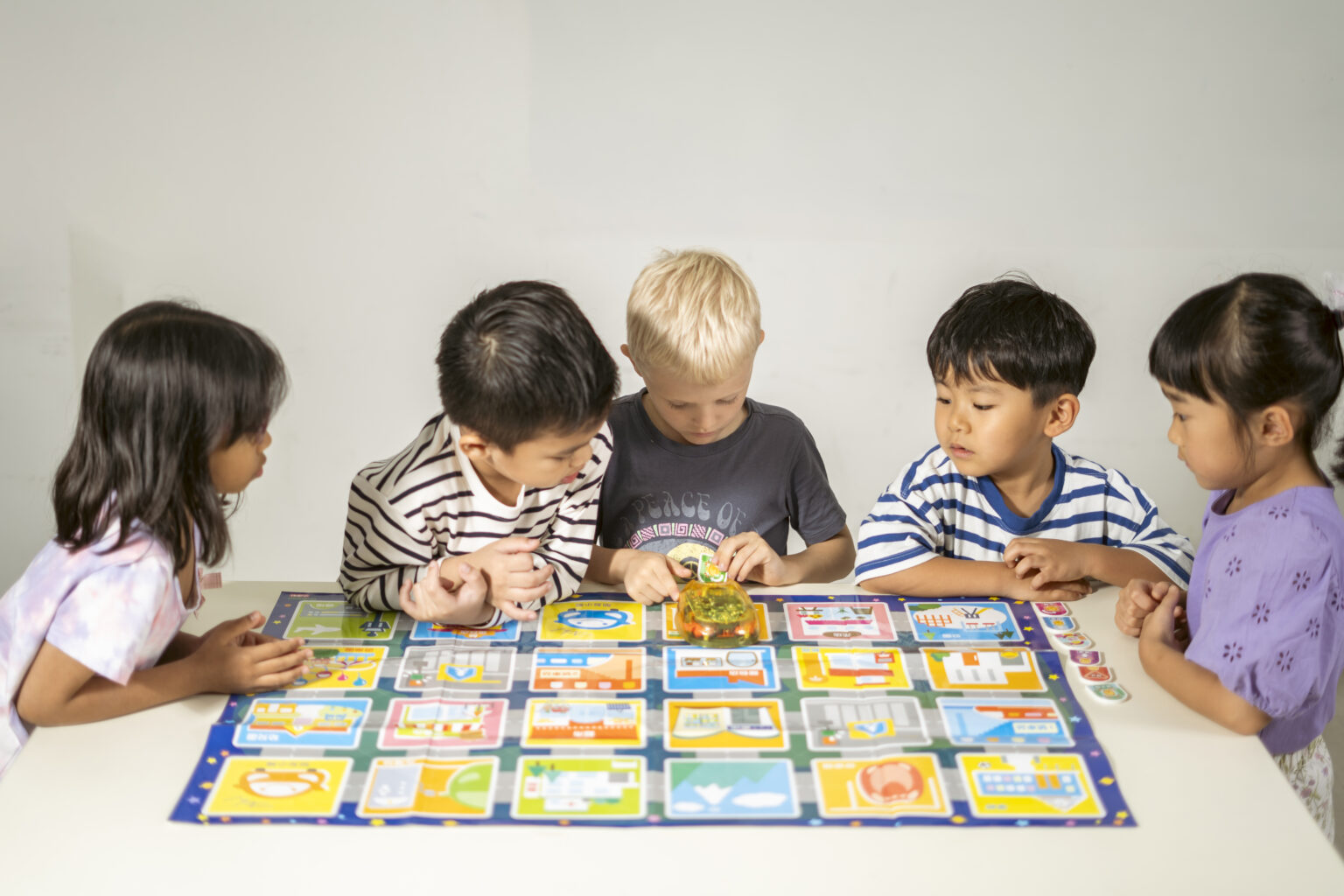 首頁 - 兒童數學課程、科學課程、編程課程 - Gakken 學研教育中心 (香港). Children's math courses, science courses ...